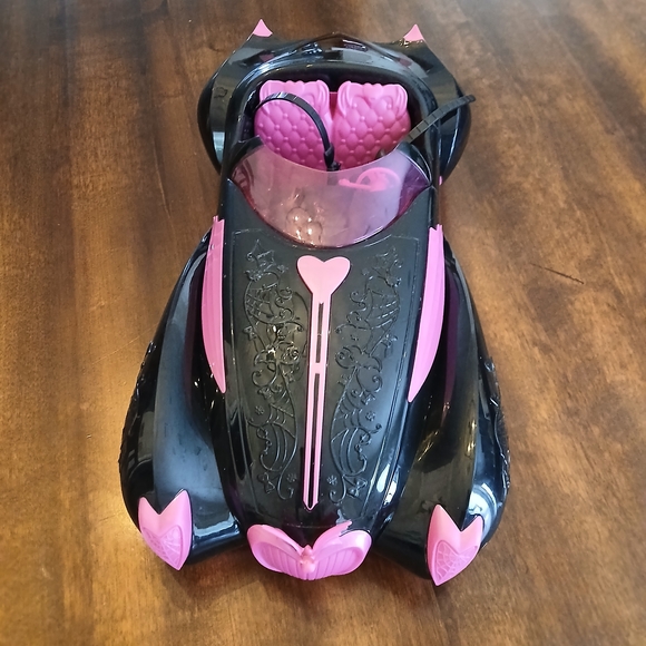 monster high | Toys | Monster High Black And Pink Convertible Car ...